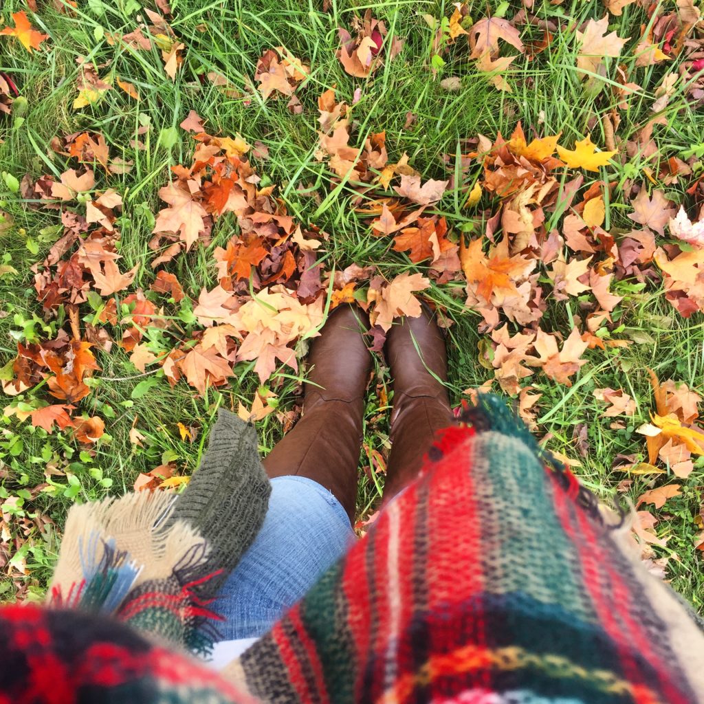 FALL OUTFITS - Absolutely Ariana